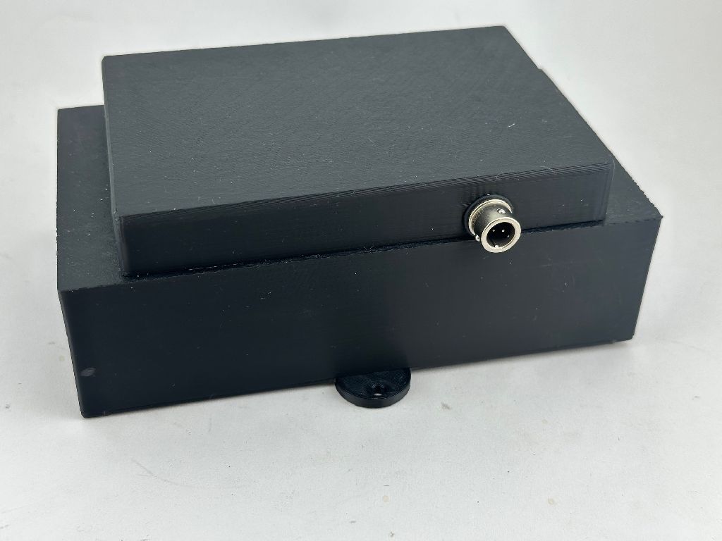 Z-tech IoT details 4 Product details Large Battery holder 4XD size battery holder $59.00 419